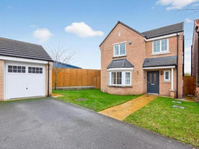 4 bedroom detached house for sale in Hornbeam Close, York, YO30