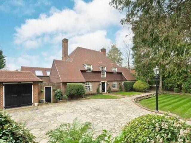 4 Bedroom Detached House For Sale In Horsell