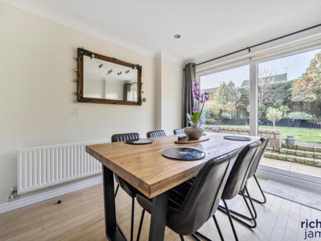 4 bedroom detached house for sale in Horseshoe Crescent, Peatmoor, Swindon SN5
