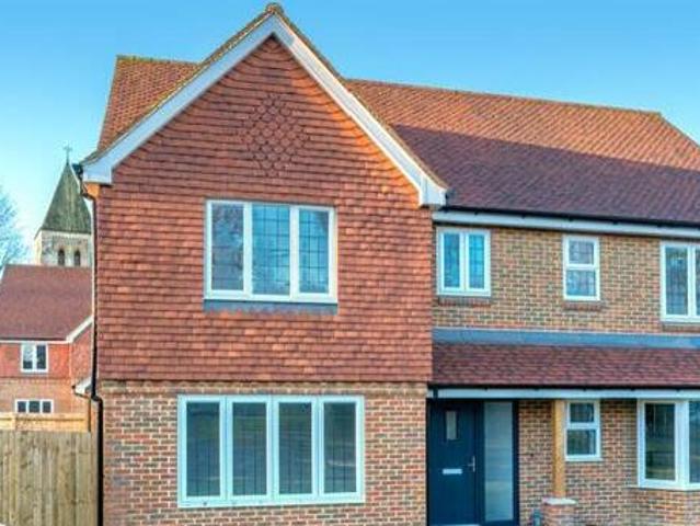 4 Bedroom Detached House For Sale In Horsham, West Sussex