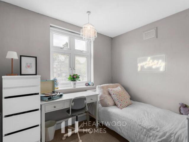 4 bedroom detached house for sale in Hatfield Road, St. Albans, AL1 4UN, AL1