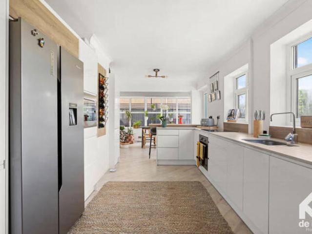 4 bedroom detached house for sale in Hatherley Road, Cheltenham, Gloucestershire, GL51