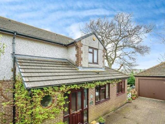 4 Bedroom Detached House For Sale In Hatt