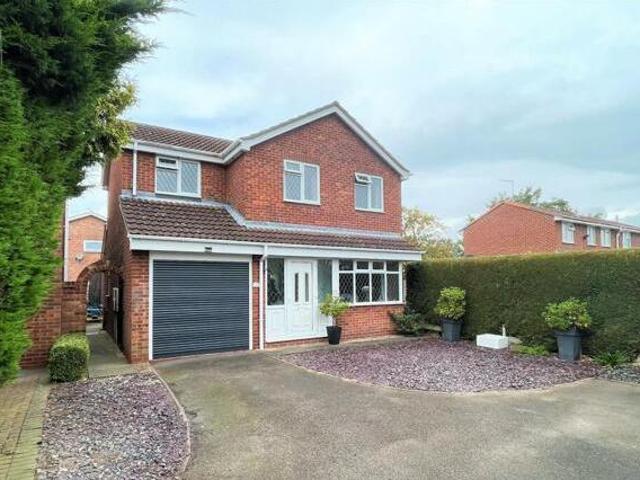 4 Bedroom Detached House For Sale In Hatton