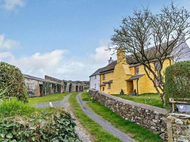 4 Bedroom Detached House For Sale In Haverfordwest, Pembrokeshire