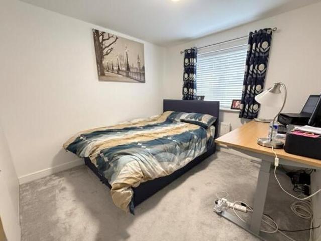 4 bedroom detached house for sale in Hawker Way, Northampton, NN4