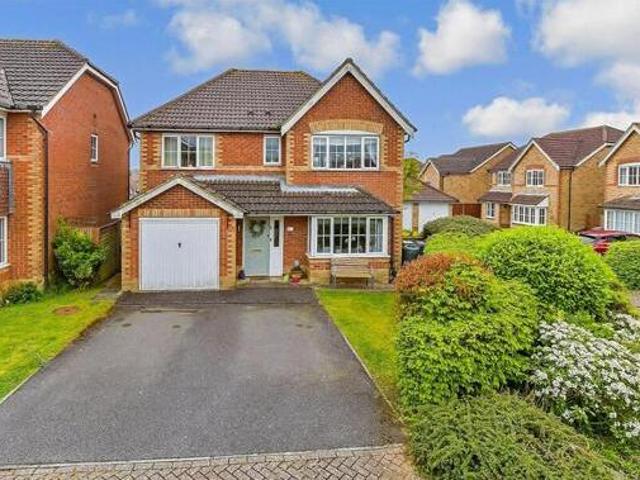 4 Bedroom Detached House For Sale In Hawkinge, Folkestone