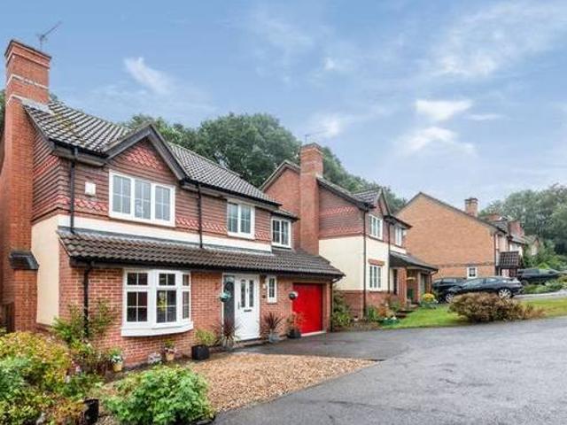 4 bedroom detached house for sale in Hawkley Drive Tadley Hampshire RG26 RG26