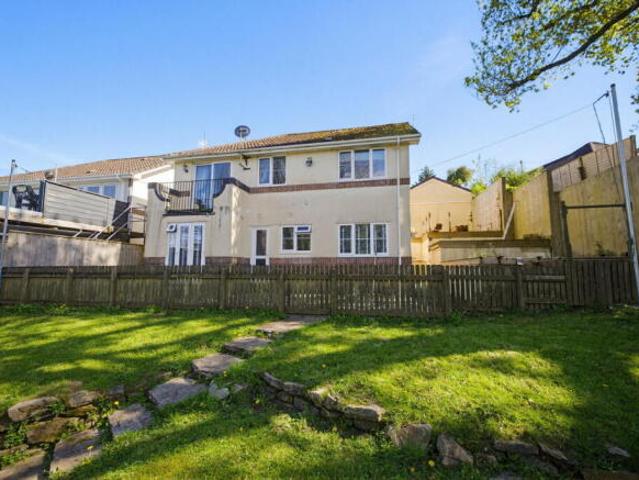 4 bedroom detached house for sale in Hawthorn Way, Plymouth, PL3 6TP, PL3