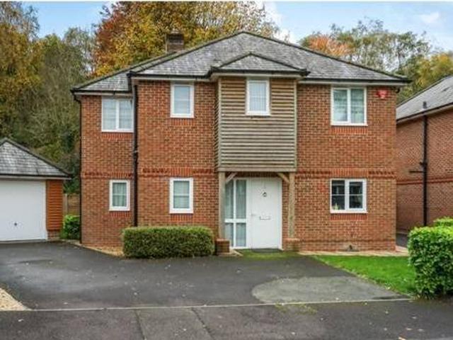 4 bedroom detached house for sale in Haydn Close Kings Worthy Winchester SO23 SO23