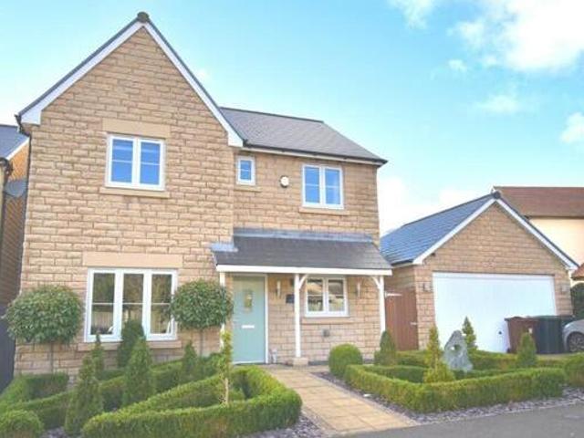 4 Bedroom Detached House For Sale In Hayfield