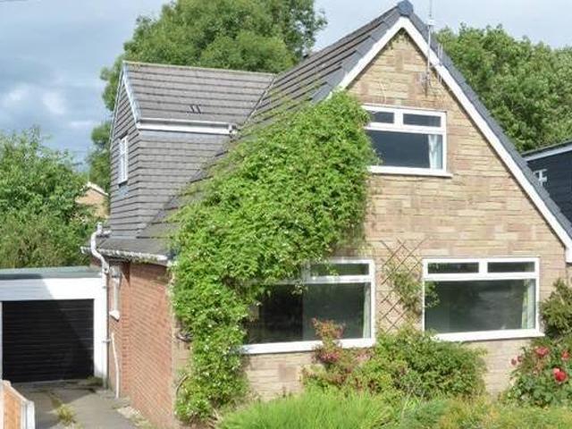 4 bedroom detached house for sale in Hayton Wood View LS25 LS25