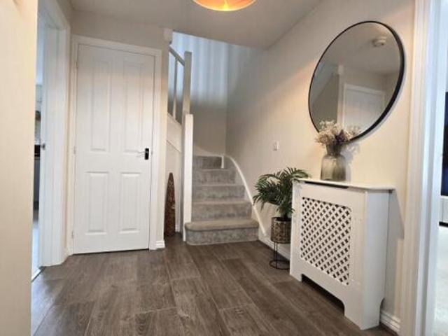 4 bedroom detached house for sale in Hackness Road, Hamilton, LE5