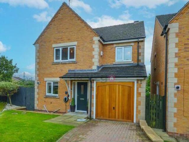 4 Bedroom Detached House For Sale In Hackenthorpe, Sheffield
