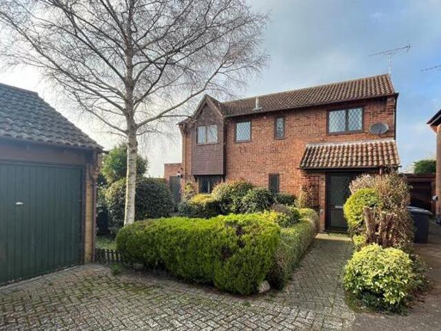 4 Bedroom Detached House For Sale In Hadleigh