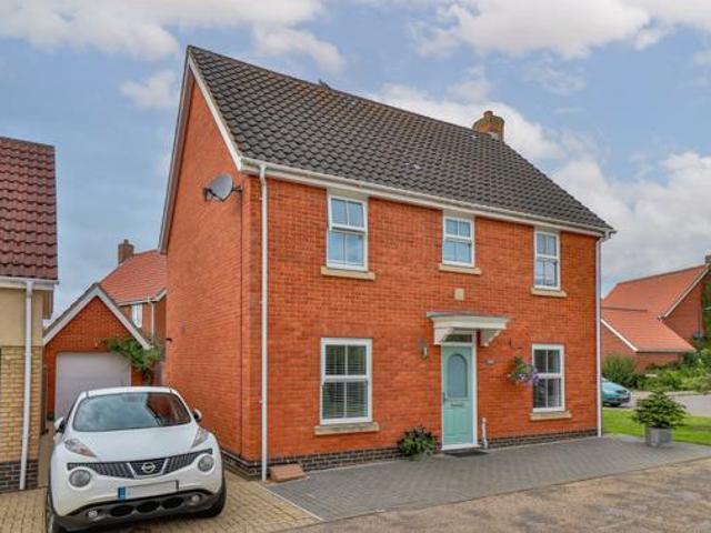 4 Bedroom Detached House For Sale In Hadleigh