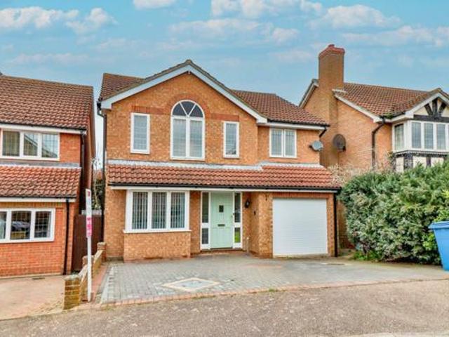 4 Bedroom Detached House For Sale In Hadleigh