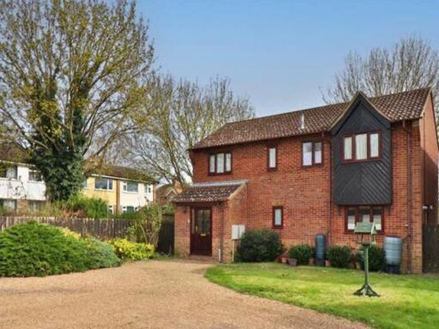 4 Bedroom Detached House For Sale In Hadleigh