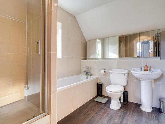 4 bedroom detached house for sale in Halifax Close, Bricket Wood, St. Albans, AL2