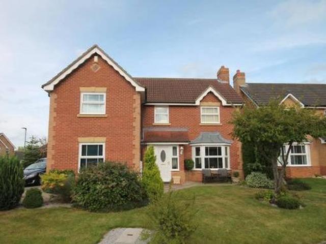 4 bedroom detached house for sale in Hammond Close MartonInCleveland Middlesbrough TS7