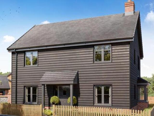 4 Bedroom Detached House For Sale In Hamstreet, Ashford