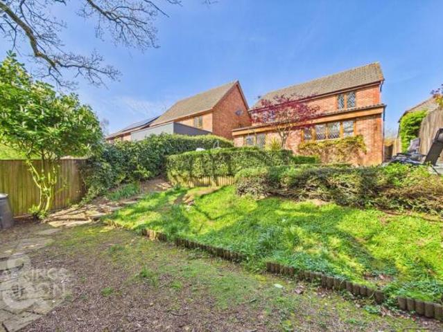 4 bedroom detached house for sale in Hampden Drive, Dussindale, Norwich, NR7