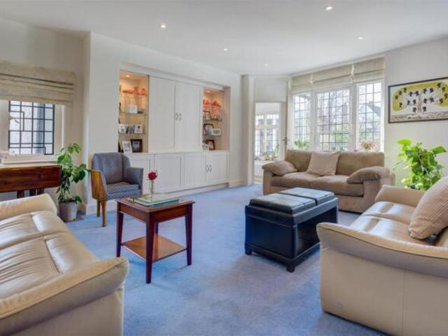4 bedroom detached house for sale in Hampstead Way, NW11