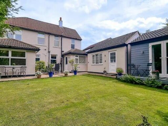 4 Bedroom Detached House For Sale In Hampsthwaite