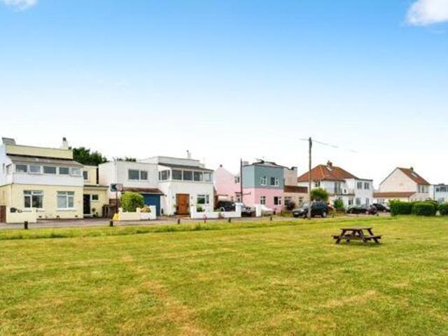 4 Bedroom Detached House For Sale In Hampshire