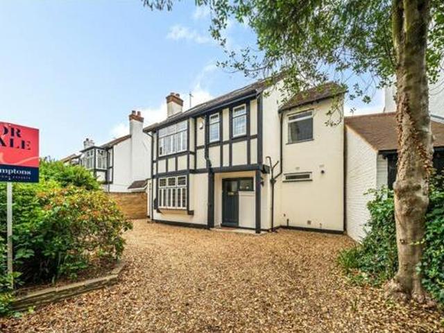 4 Bedroom Detached House For Sale In Hampton