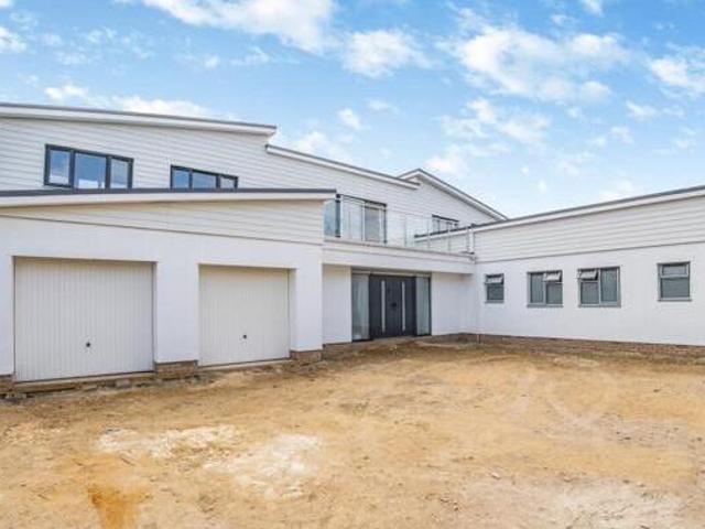 4 Bedroom Detached House For Sale In Hampton Vale