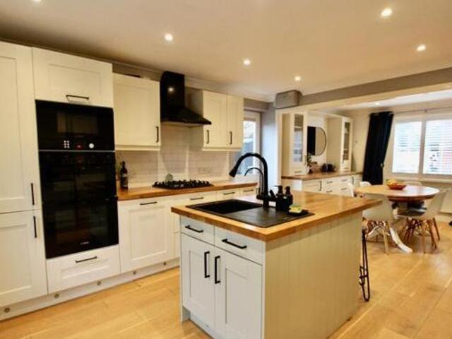 4 Bedroom Detached House For Sale In Hampton Vale
