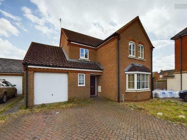 4 Bedroom Detached House For Sale In Hampton Hargate