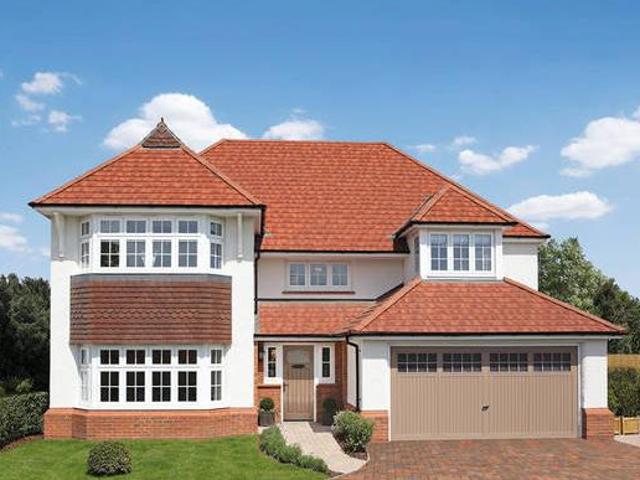 4 bedroom detached house for sale in Hanlye Lane Haywards Heath RH16 1PF RH16