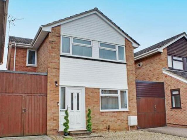 4 Bedroom Detached House For Sale In Hardwicke, Gloucester