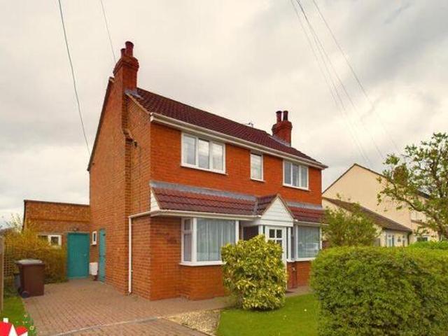 4 Bedroom Detached House For Sale In Hardwicke