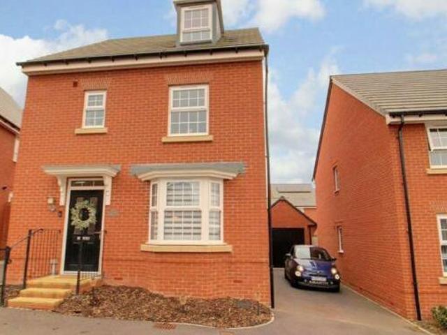 4 Bedroom Detached House For Sale In Hardwicke