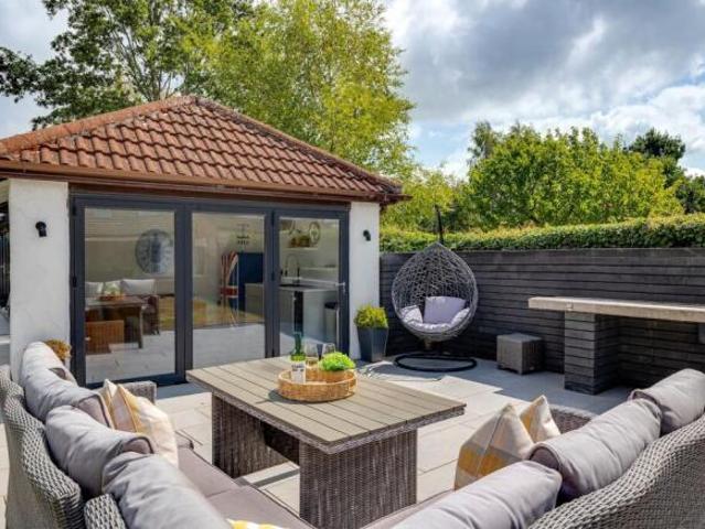 4 bedroom detached house for sale in Hare Lane, Guilden Sutton, CH3