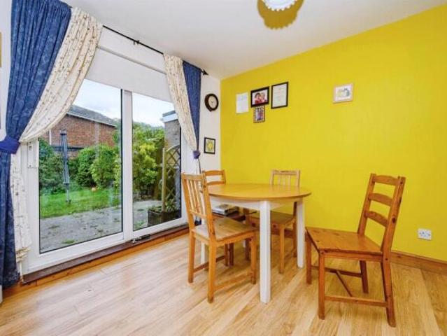 4 bedroom detached house for sale in Harefield Place, St. Albans, AL4
