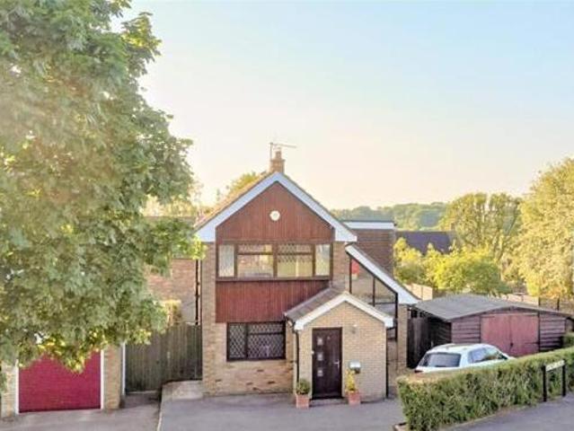 4 Bedroom Detached House For Sale In Harlington