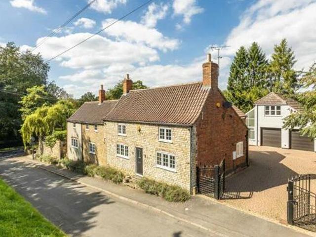 4 Bedroom Detached House For Sale In Harmston