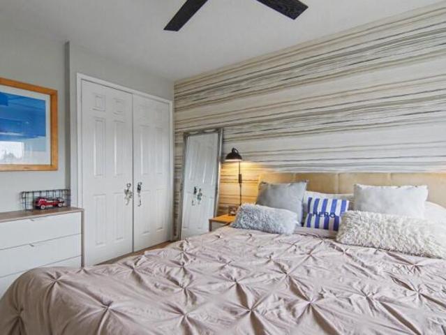 4 bedroom detached house for sale in Harpenden Drive, Coventry, CV5