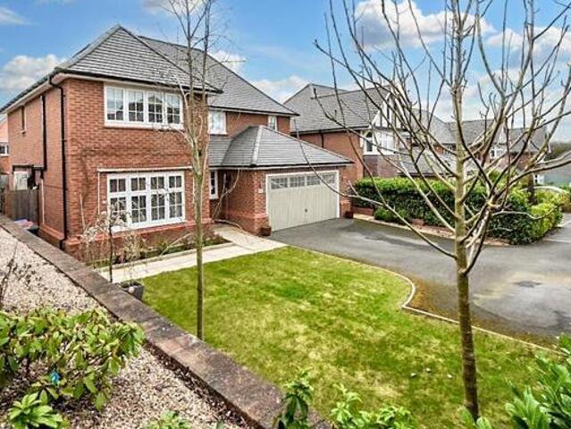 4 Bedroom Detached House For Sale In Hartford