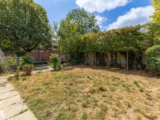 4 bedroom detached house for sale in Hartley Close, Charlton Kings, Cheltenham, Gloucestershire, GL53
