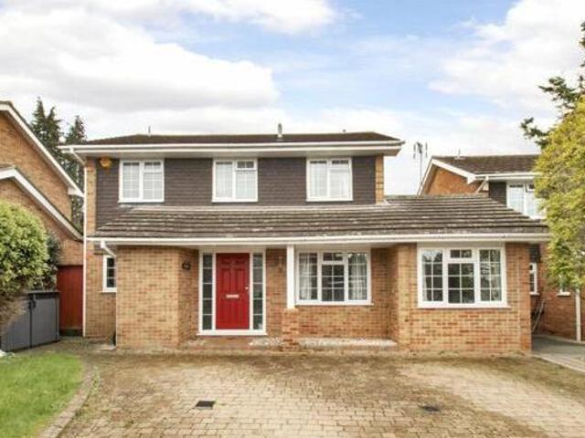 4 Bedroom Detached House For Sale In Hartley, Kent