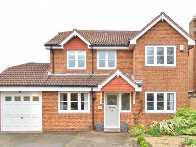 4 Bedroom Detached House For Sale In Hartley, Longfield