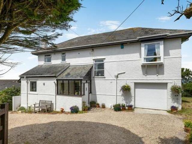 4 Bedroom Detached House For Sale In Heybrook Bay, Plymouth