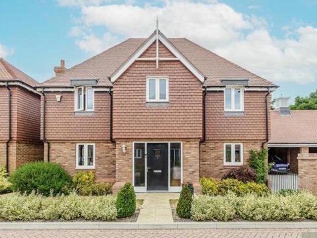 4 Bedroom Detached House For Sale In Headcorn