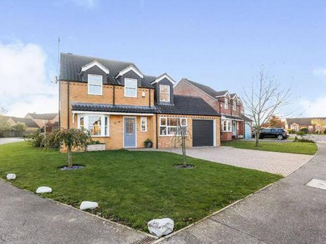 4 bedroom detached house for sale in Headland Way Navenby Lincoln Lincolnshire LN5 LN5
