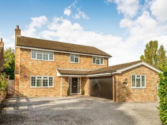 4 Bedroom Detached House For Sale In Headley, Thatcham